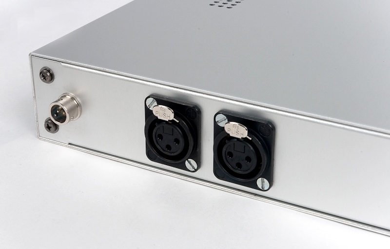 Telefunken v673 ラッキング