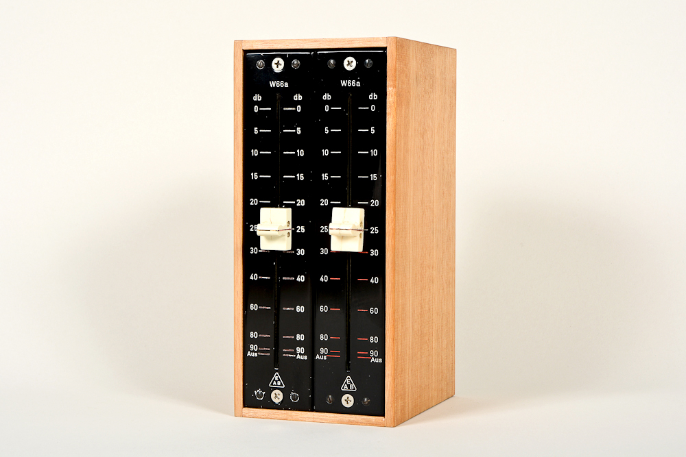 EAB W66a ＋ オリジナルウッドケース