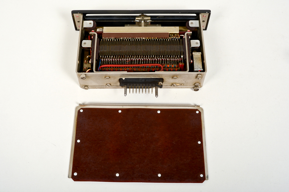 Eckmiller W85 入荷